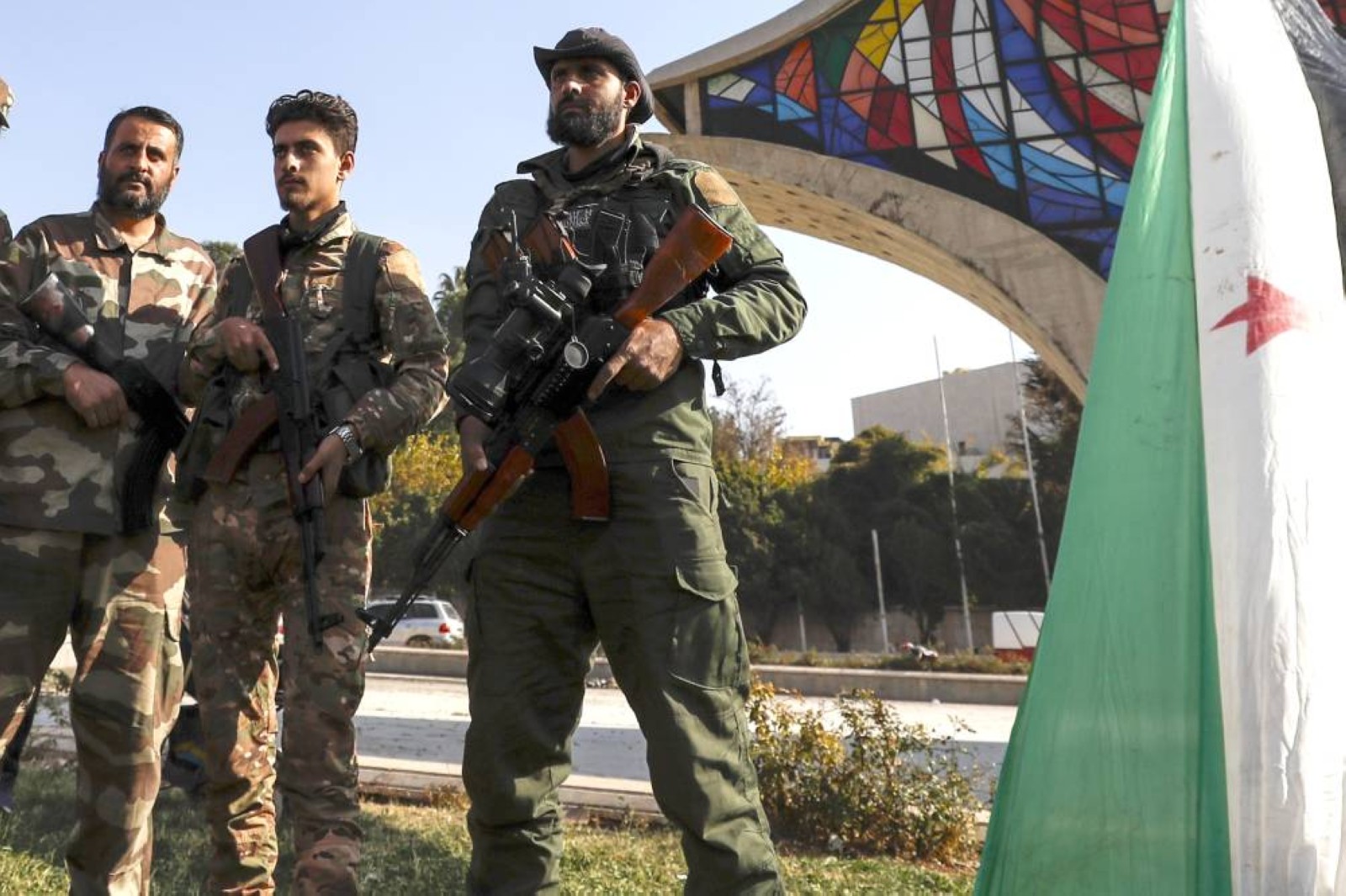 Syria's rebels work to form government