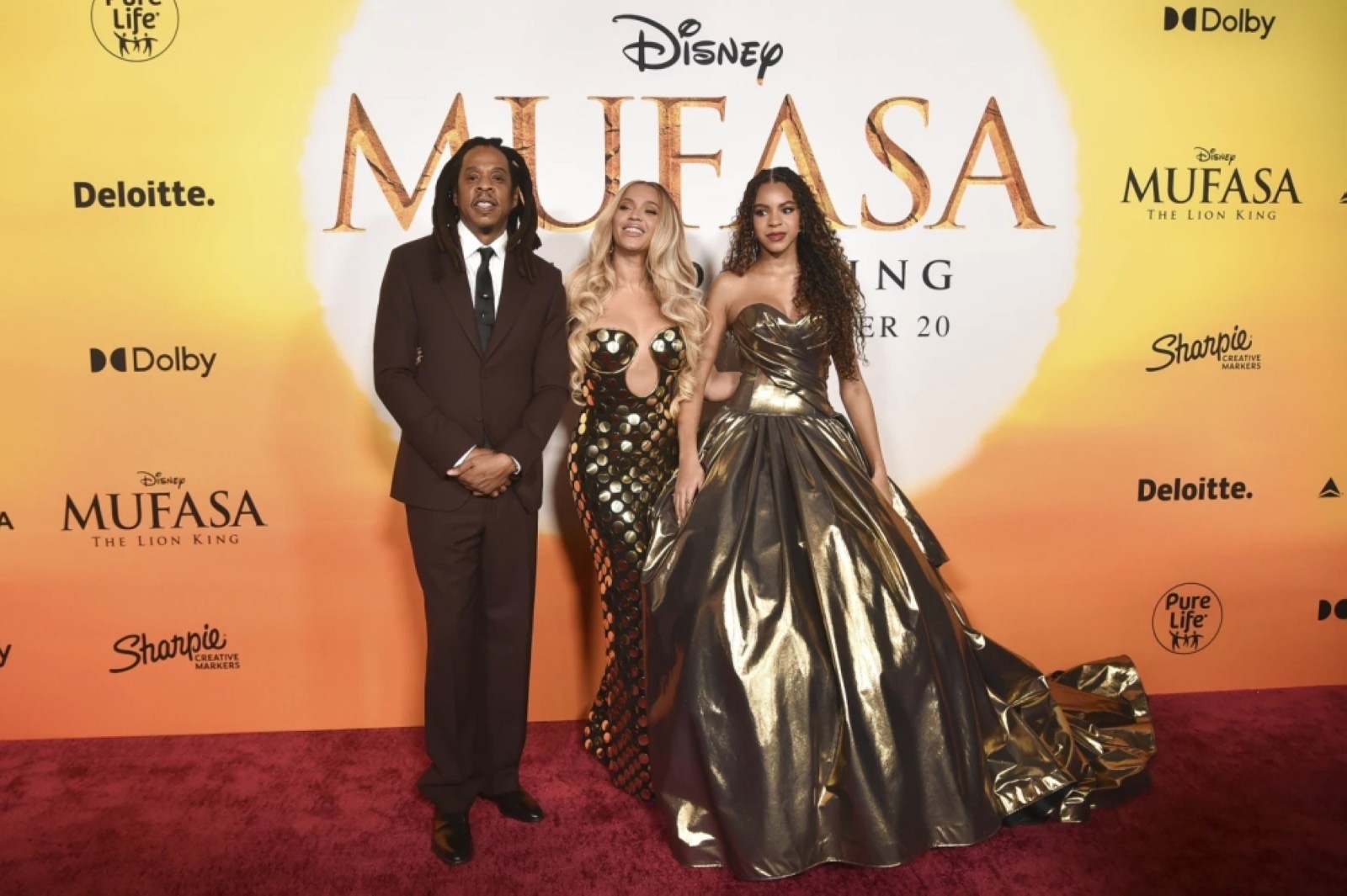 Voice of ‘The Lion King’ returns for Disney prequel