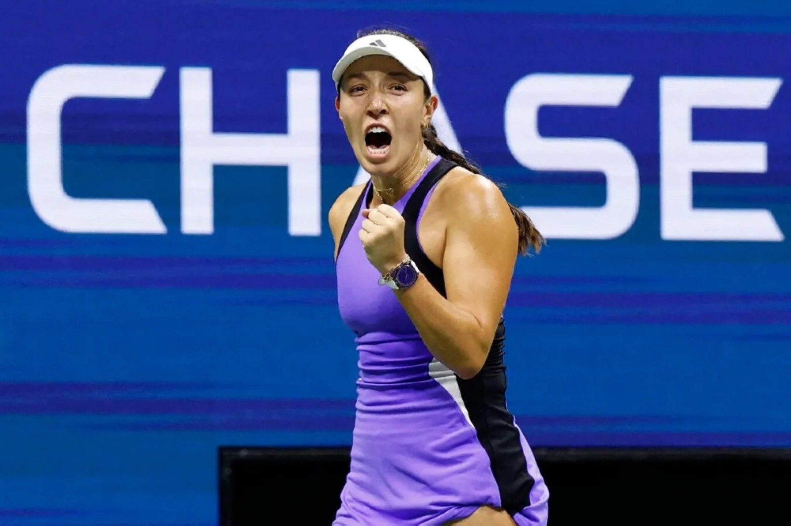 Pegula, Navarro enter Adelaide quarters; Mensik ousts She...