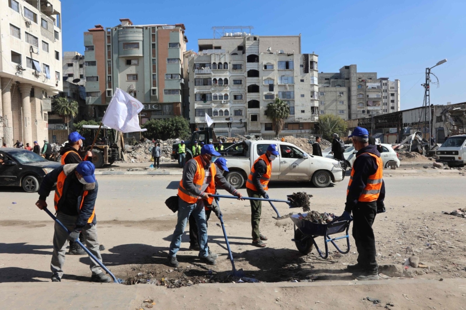 Displaced Gazans fear Israeli raids ‘won’t stop’