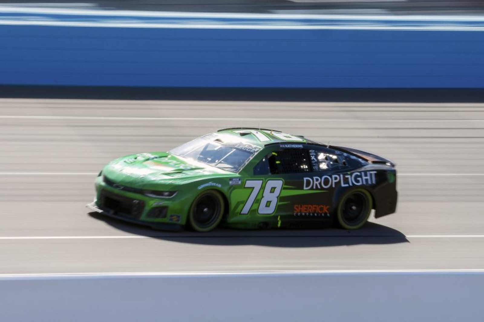 Katherine Legge spins out twice in first NASCAR Cup Serie...