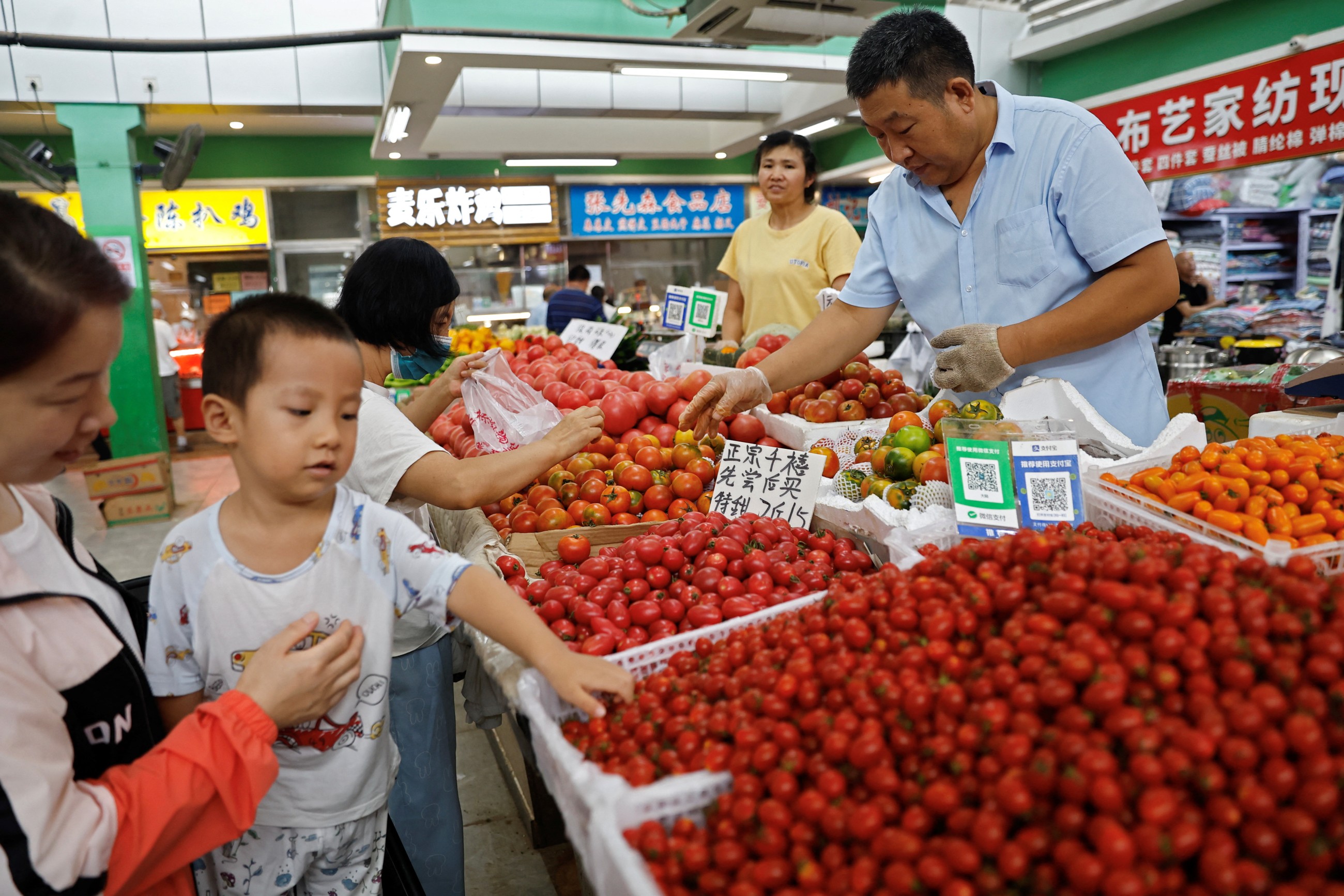 China’s consumer price index rises 0.7 per cent in November