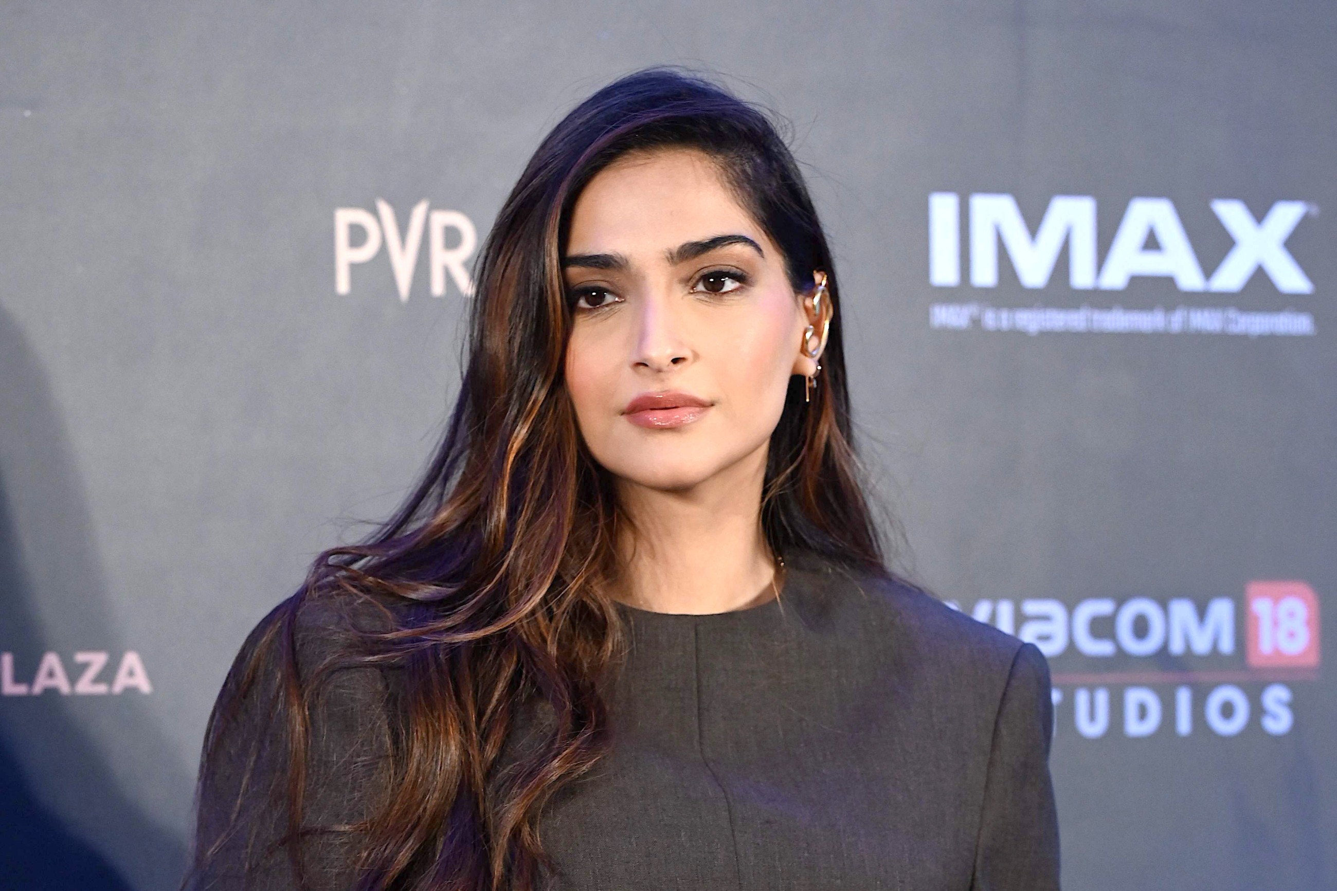 Sonam Kapoor calls Rani Mukerji ‘Greatest ever in Indian cinema’