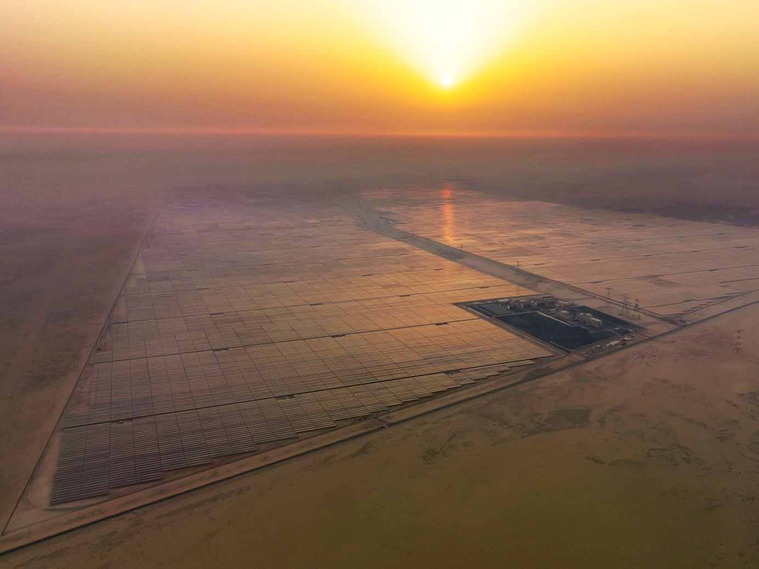 $870.75 million Green Bonds issued for Al Dhafra Solar Plant