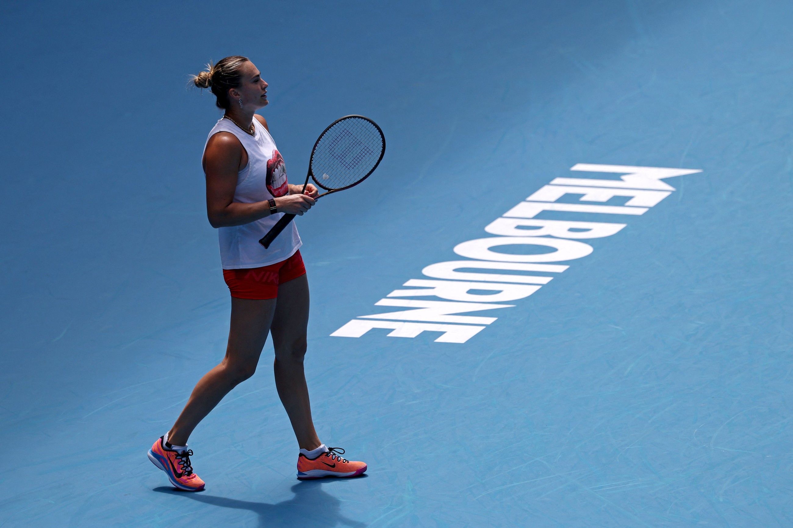 World number ones Sabalenka, Alcaraz begin Australian Open campaigns