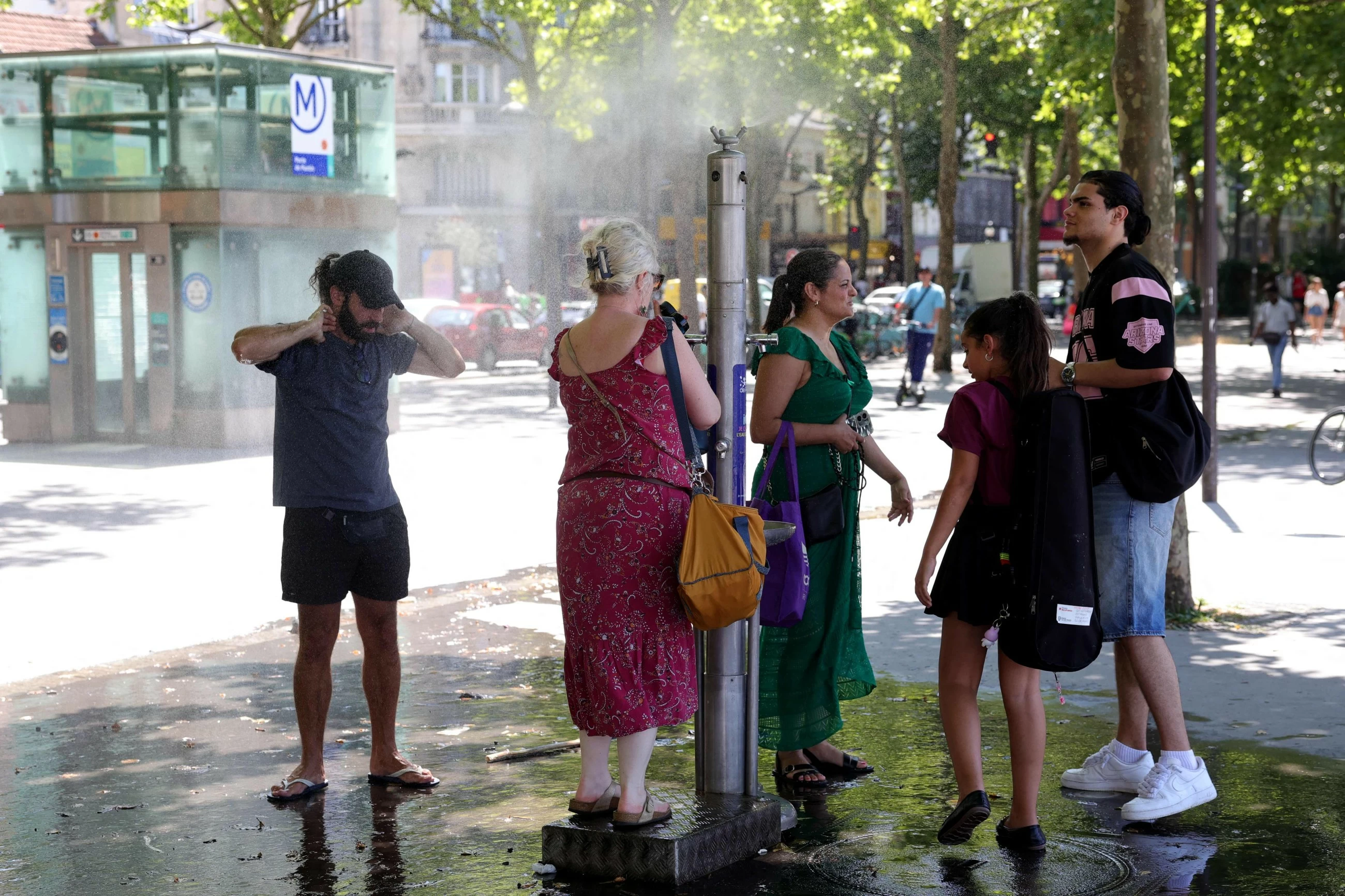 Global temperatures to reach near-record highs in next fi...
