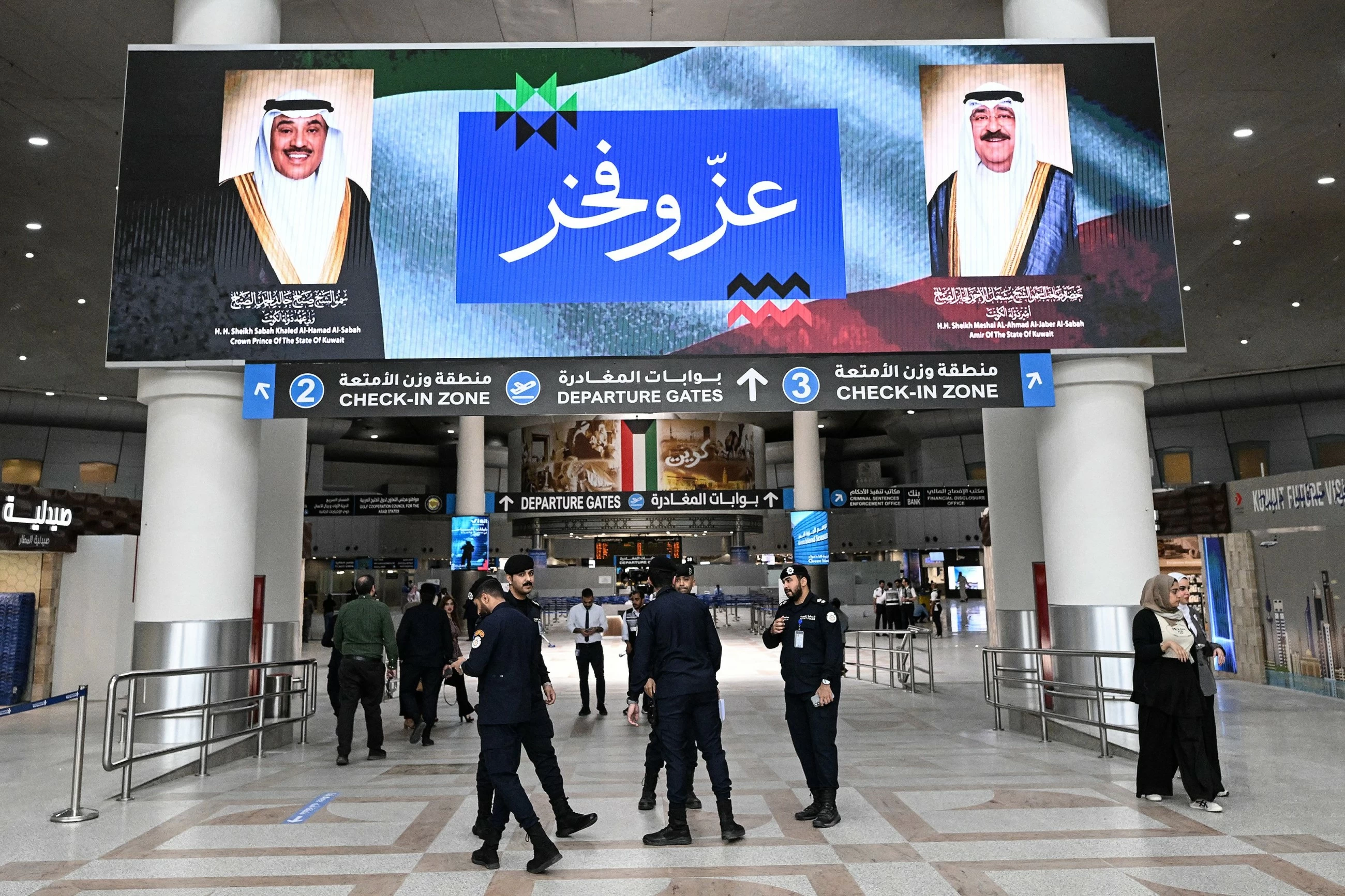 Iran again targets Bahrain, Kuwait after new US strikes